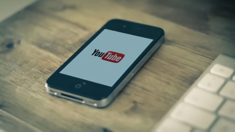 iPhoneアプリでYouTubeを再生する方法 | 株式会社ブリッツゲート